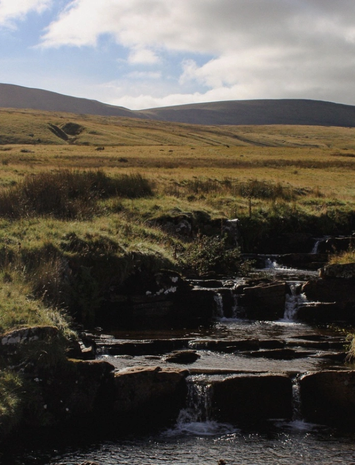 Wild dipping walking trails in Wales | Visit Wales