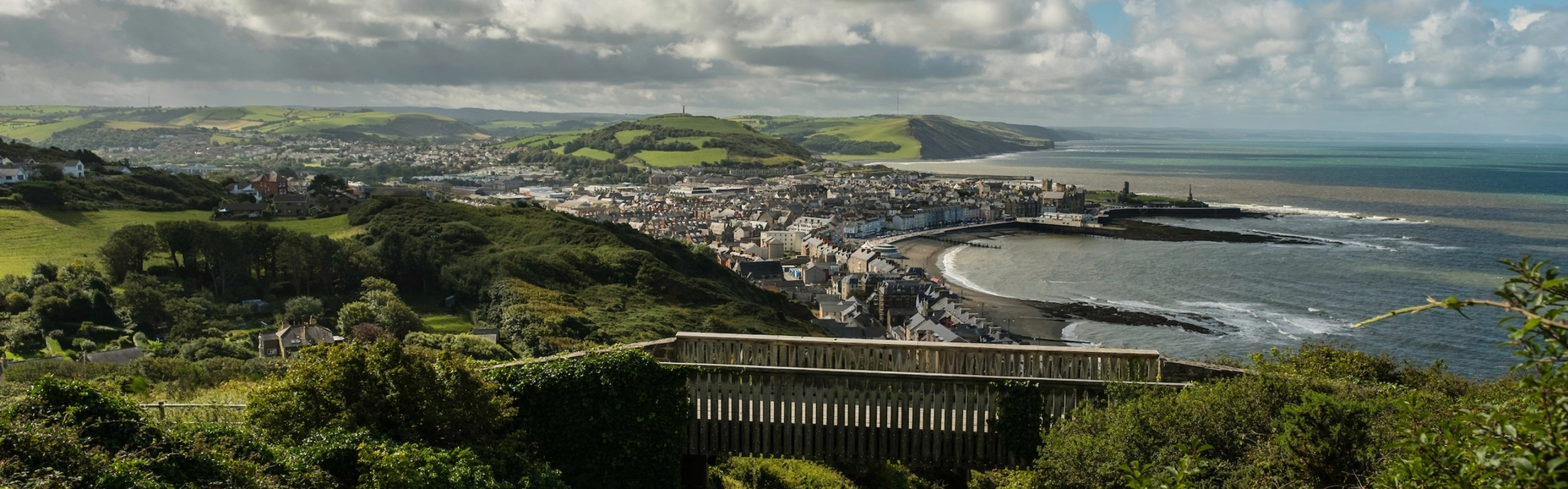 Guide to Aberystwyth | Town centre and culture | Visit Wales