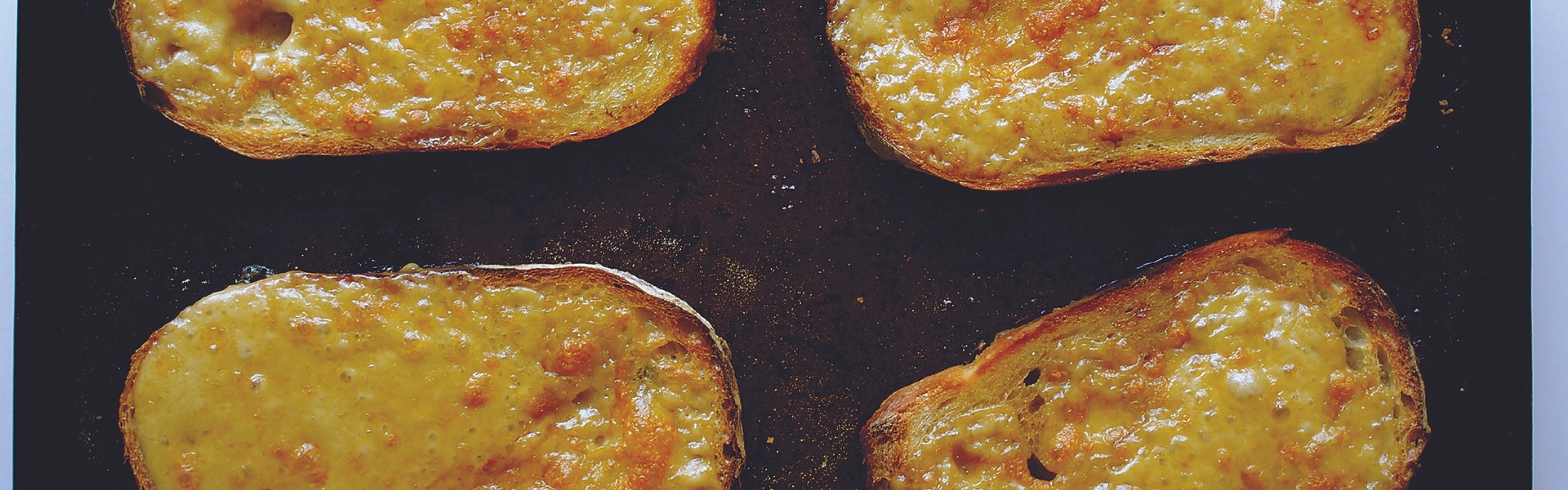 Welsh rarebit with laverbread and ale | Visit Wales